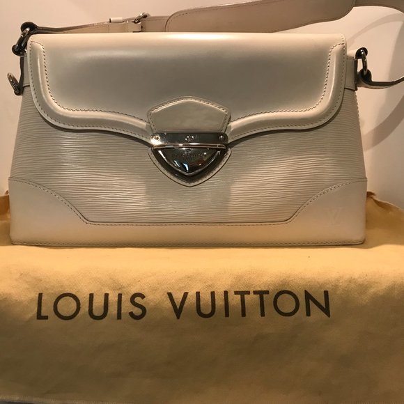 Louis Vuitton | Bags | Cream Louis Vuitton Sholder Bag | Poshmark